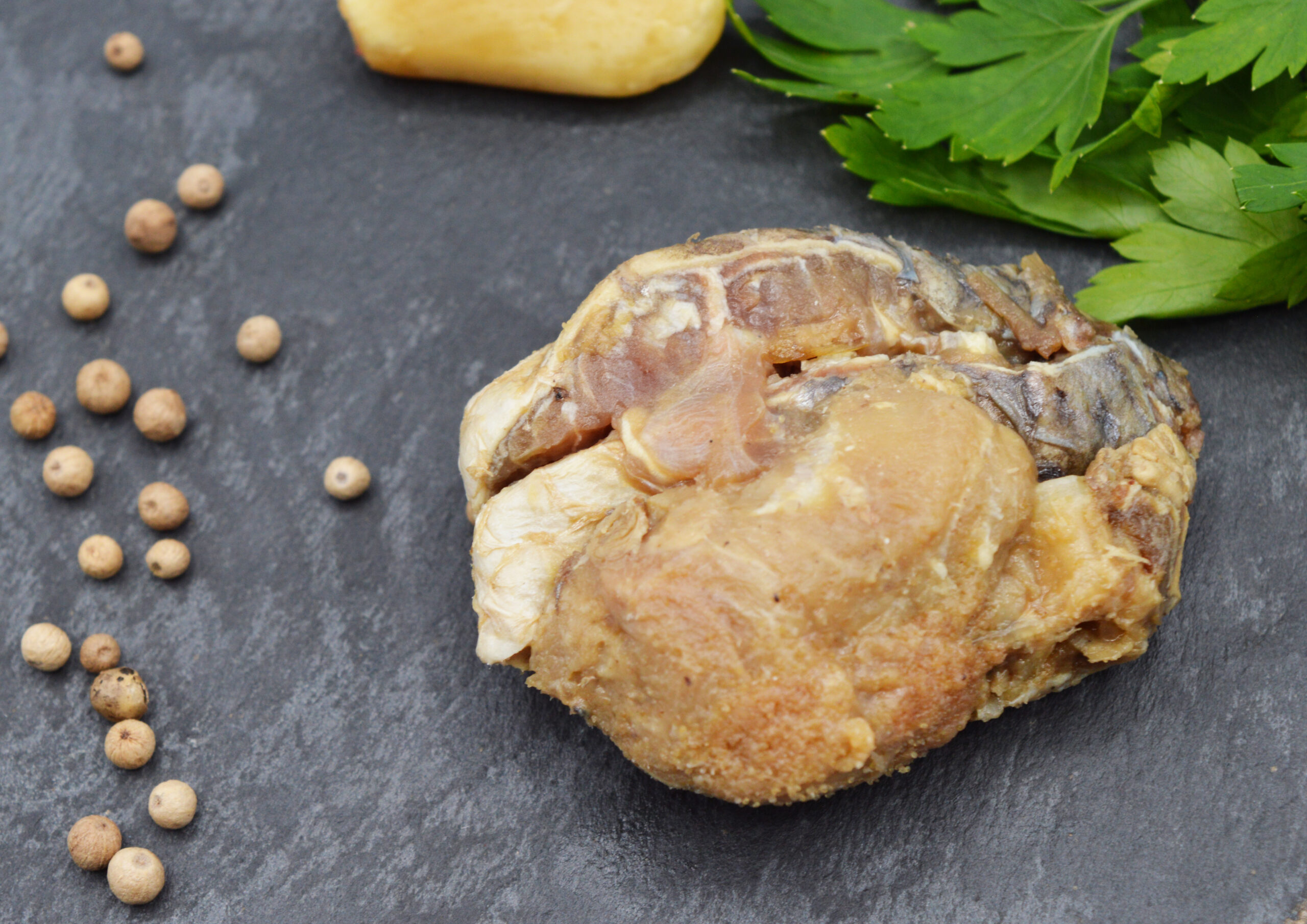 Guedj (Poisson fermenté) – La pièce – ISSANNY